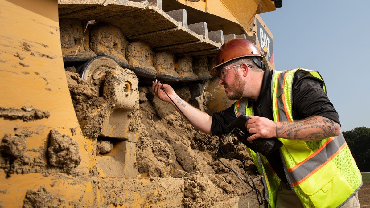 Proactive Mining Equipment Repairs Reduce Downtime | Cat | Caterpillar