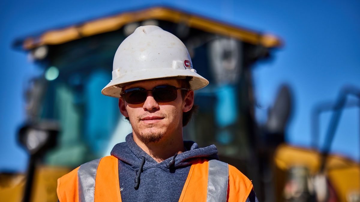 Complete Lease: A Lower-Cost Equipment Lease Agreement | Cat | Caterpillar